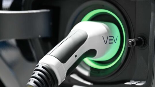 VEV - Designhouse | Brand strategy | Brand identity | Asset creation